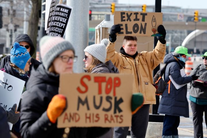 Les agences gouvernementales américaines tentent de résister aux ...