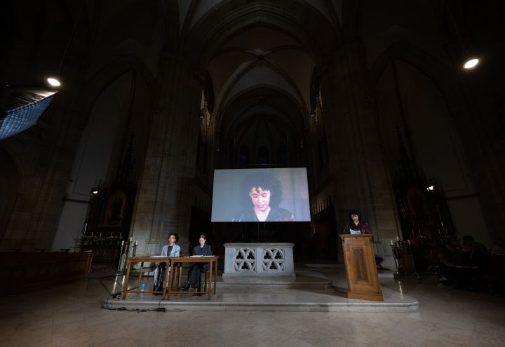«Ce n’est pas pour moi que je témoigne»: Avignon du tribunal à la scène ...