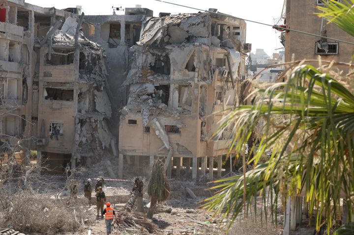 Aux portes de l'Iran, les pays du Golfe s’activent pour tenter de ...