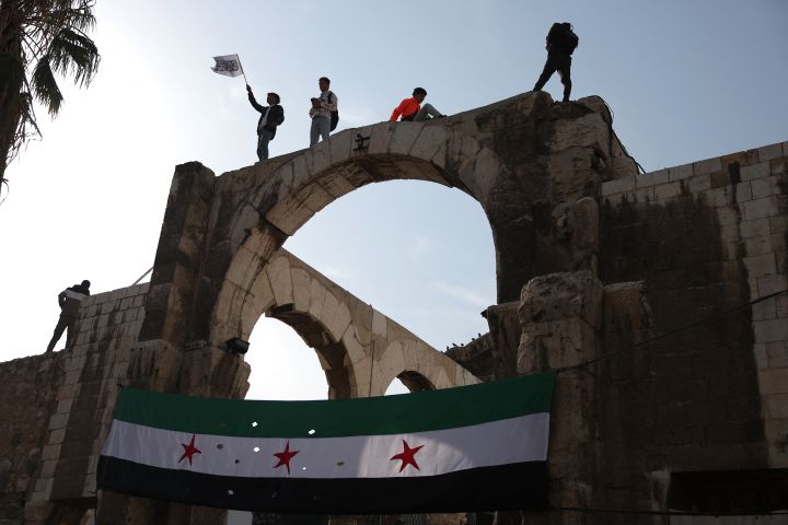 Syrie: Assaad al-Chibani nommé chef de la diplomatie par le ...