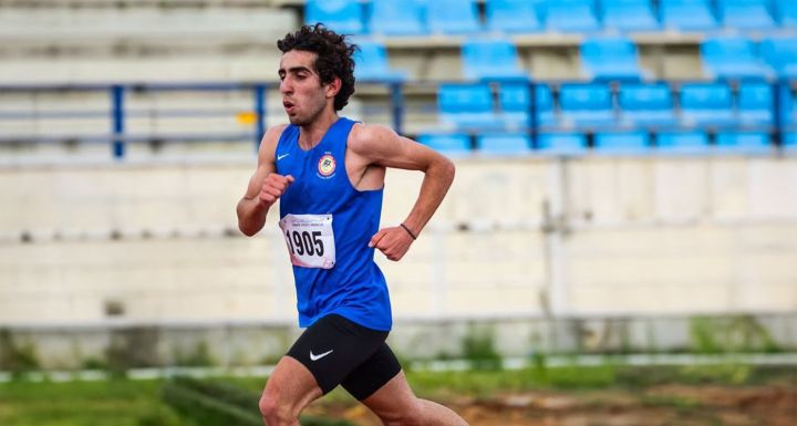 Athlétisme : Mahmoud Abou Zeid explose deux records d’entrée