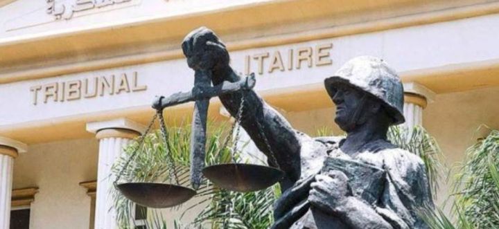 Rendre au tribunal militaire son statut «initial» d’exception