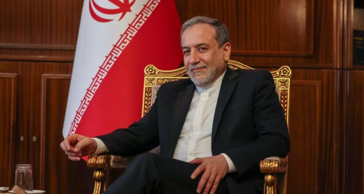 Nucléaire: le chef de la diplomatie iranienne à Oman pour de nouvelles discussions avec Washington